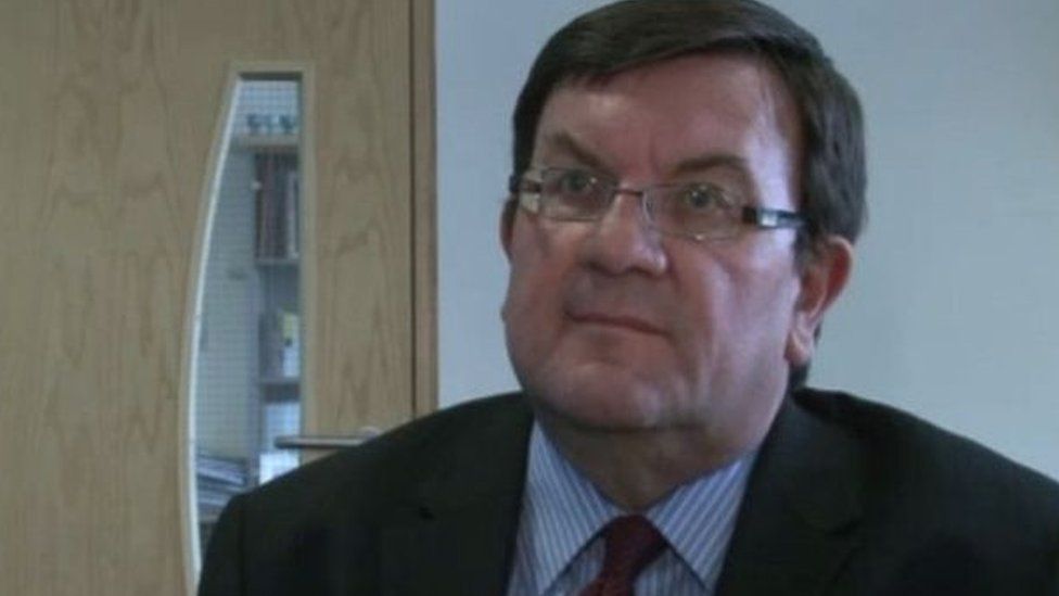 NHS reform plan 'arrogant' says Warrington council boss - BBC News