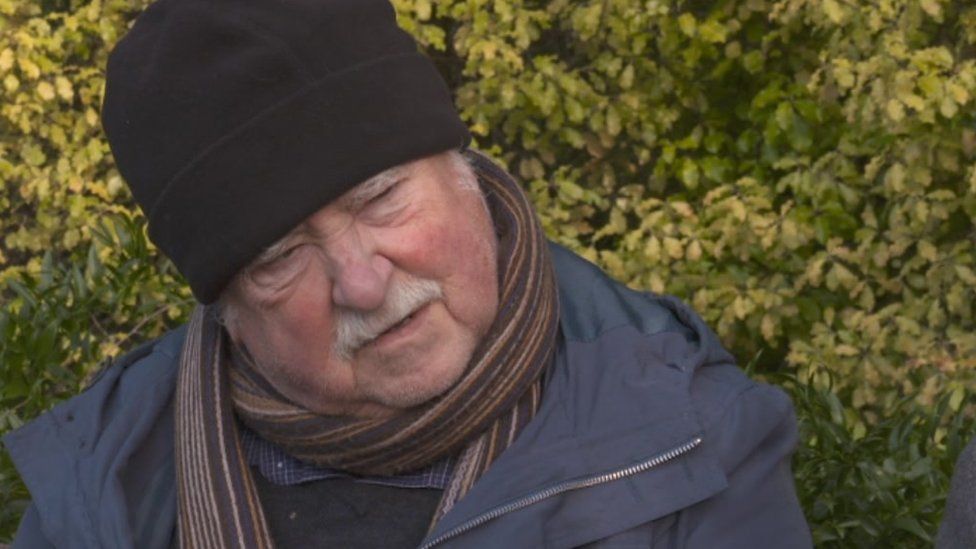 Pryder am ymchwiliad gwrth-Semitiaeth Jenny Rathbone - BBC Cymru Fyw