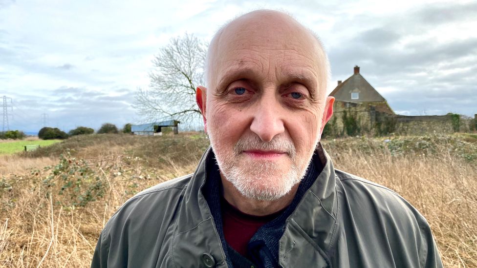 AI analyses bird sounds for Somerset conservation project - BBC News