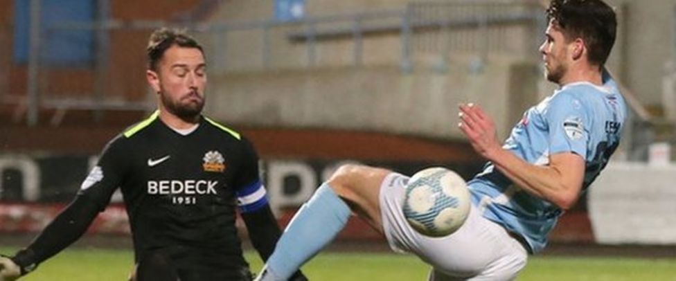 Irish Premiership: Crusaders sign goalkeeper Jonny Tuffey from Glenavon ...