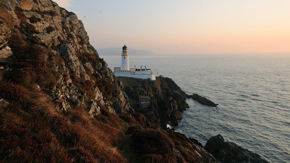 'Major upgrade' for Douglas and Maughold lighthouses - BBC News