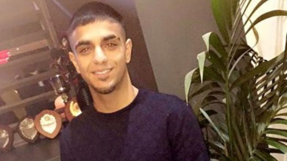 'Kind and caring' man named as Bradford crash victim - BBC News