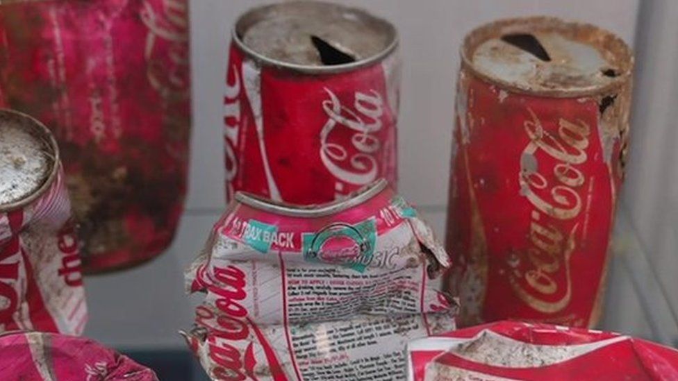 Basildon fines to rise by up to 230% in litter crackdown - BBC News