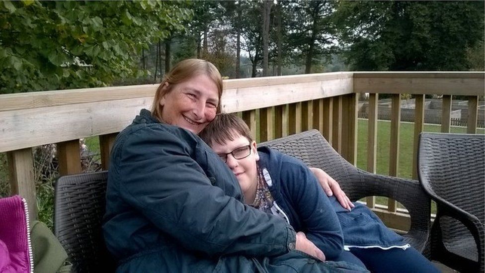 Narcolepsy boy wins £120k swine flu vaccine damages - BBC News