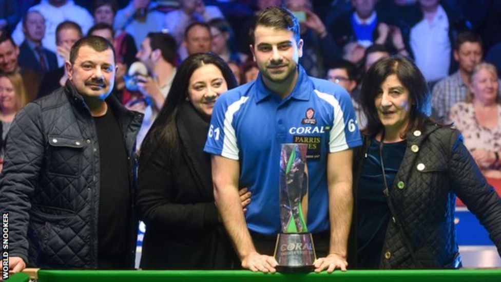 Snooker Shoot Out: Michael Georgiou beats Graeme Dott to win title - BBC Sport