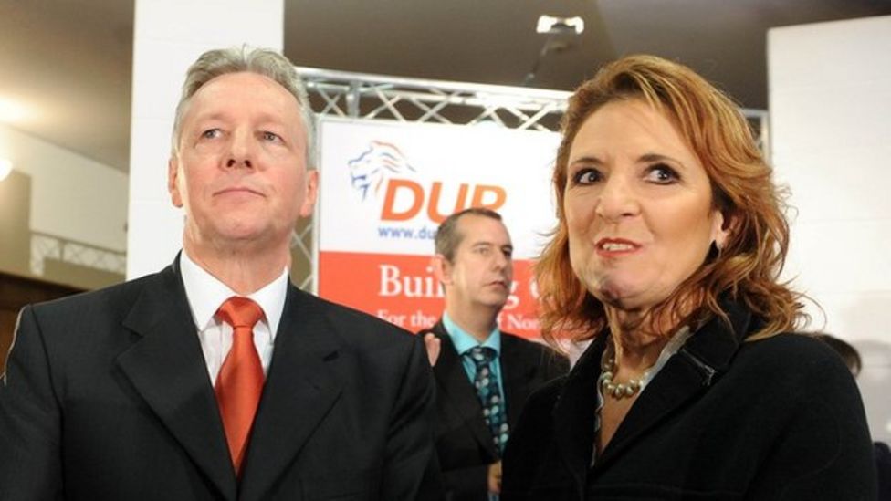 Hilary Clinton emails outline Iris Robinson affair impact - BBC News