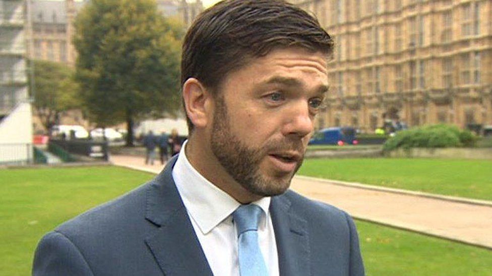 Stephen Crabb 'pessimistic' on reaching devolution agreement - BBC News