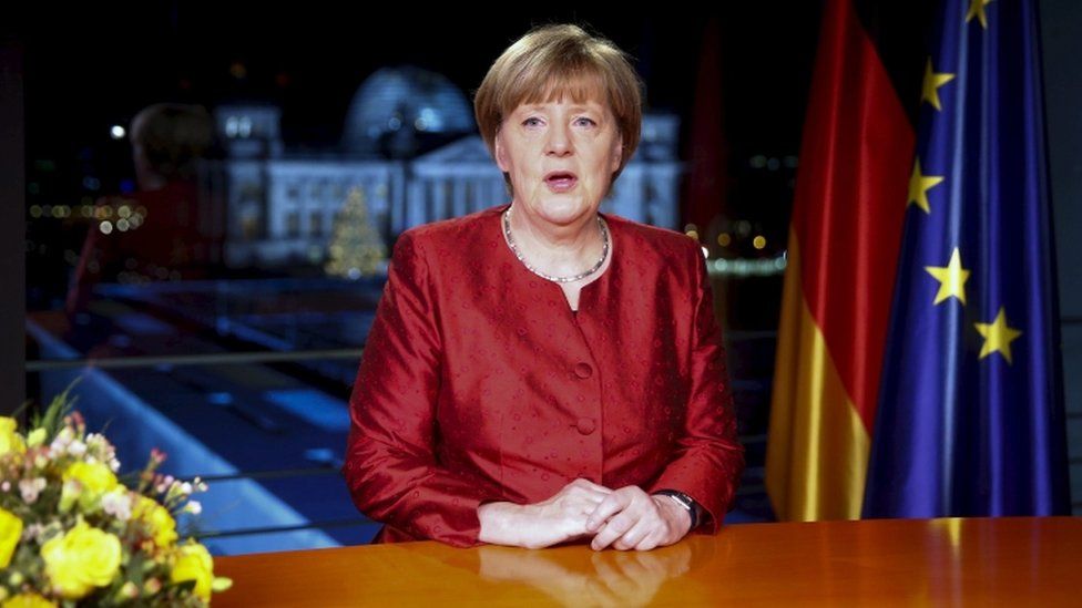 Migrant crisis: Merkel urges Germans to see 'opportunity' - BBC News