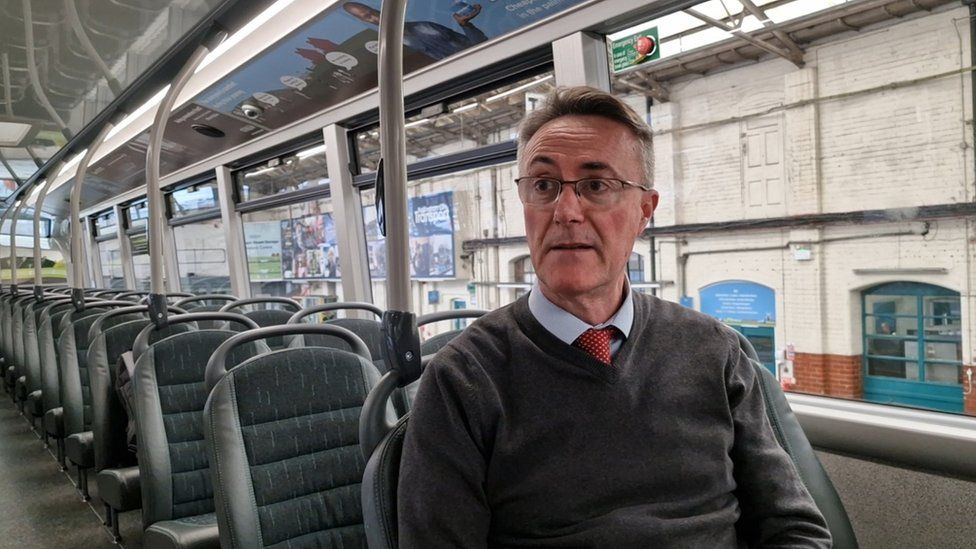 Nottingham bus firm calls proposed cuts a 'grave' step backwards - BBC News