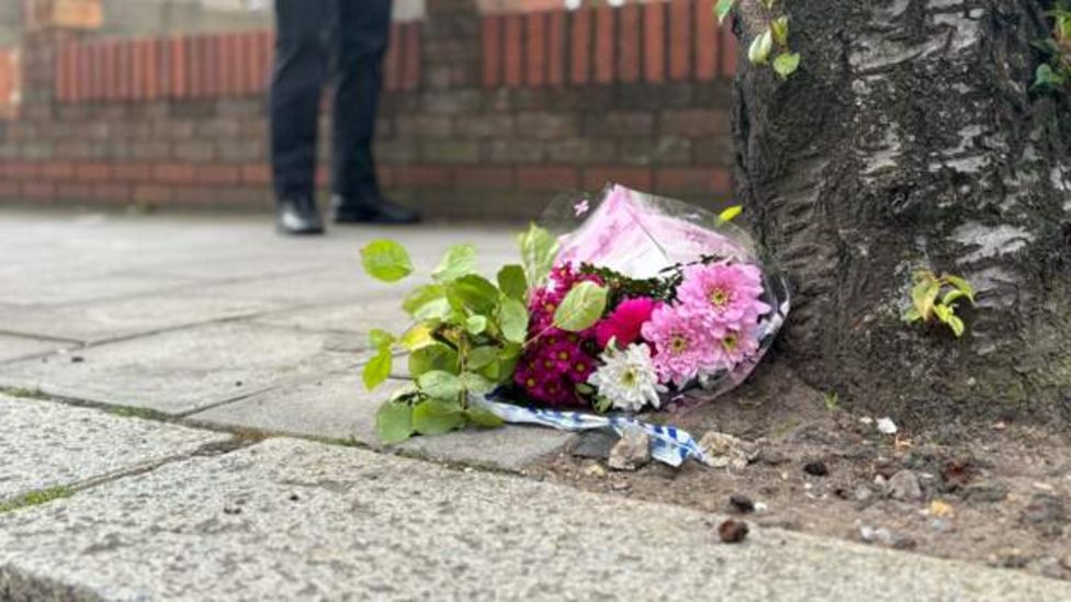 Hainault attack is second tragedy for Bancroft's School - BBC News