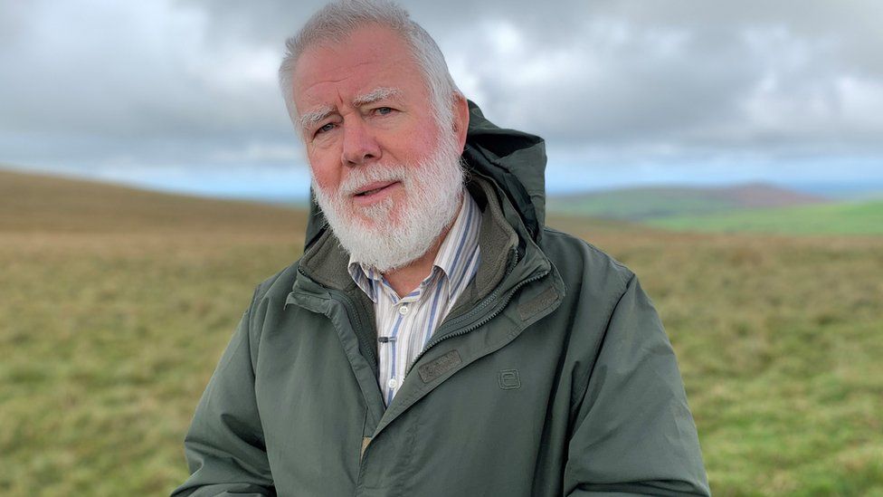 Y Preselau: Ofnau y caiff mast ei ganiatáu ar apêl - BBC Cymru Fyw