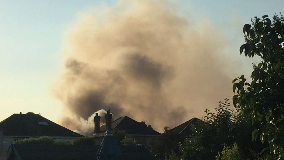 Christchurch house fire: Blaze spreads to neighbouring properties - BBC ...