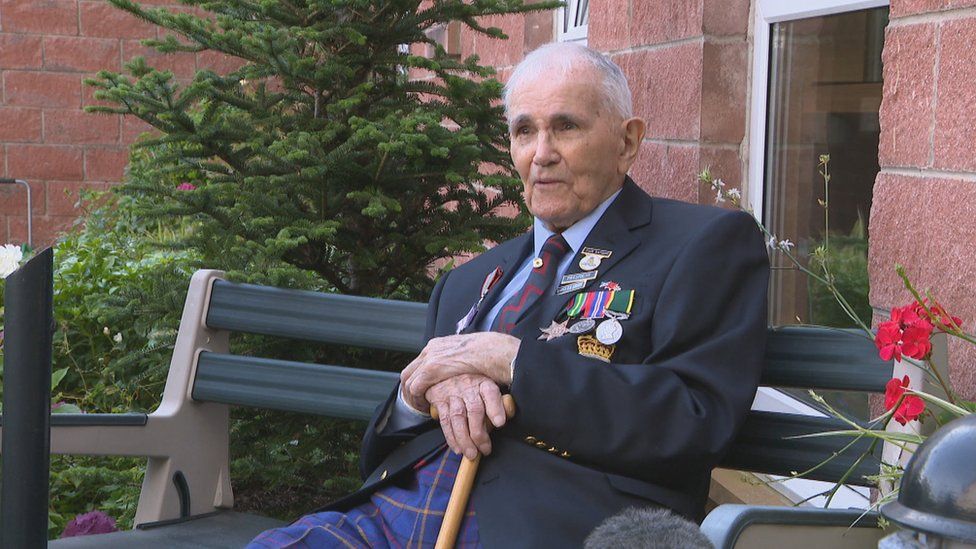 'I regret atom bombs but they are why I'm alive' - BBC News