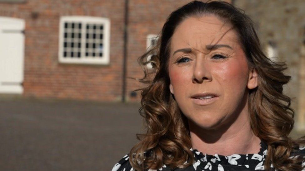 Cost of living: How can people cope with price increases? - BBC News