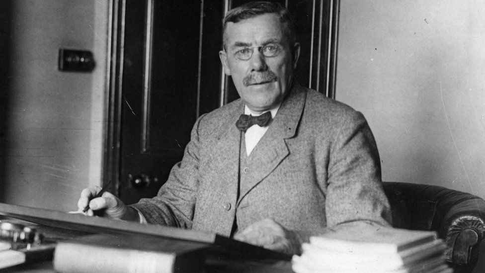 A quick guide to Labour's leaders - BBC News