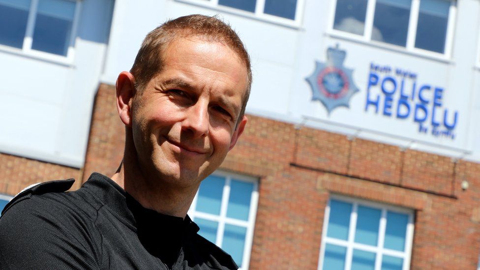 Covid: Downers more popular than party drugs since pandemic - BBC News