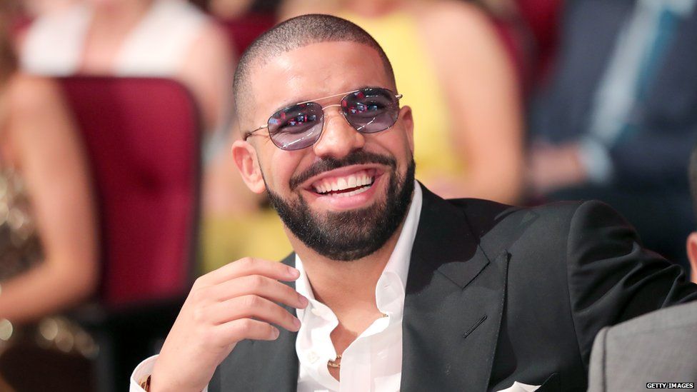 Drake escorts his cousin and her date to their high school prom night ...