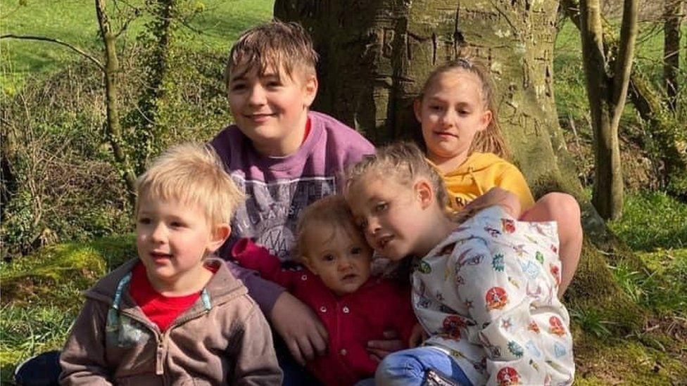 Housing: Welsh family 'may have to move to Scotland' - BBC News