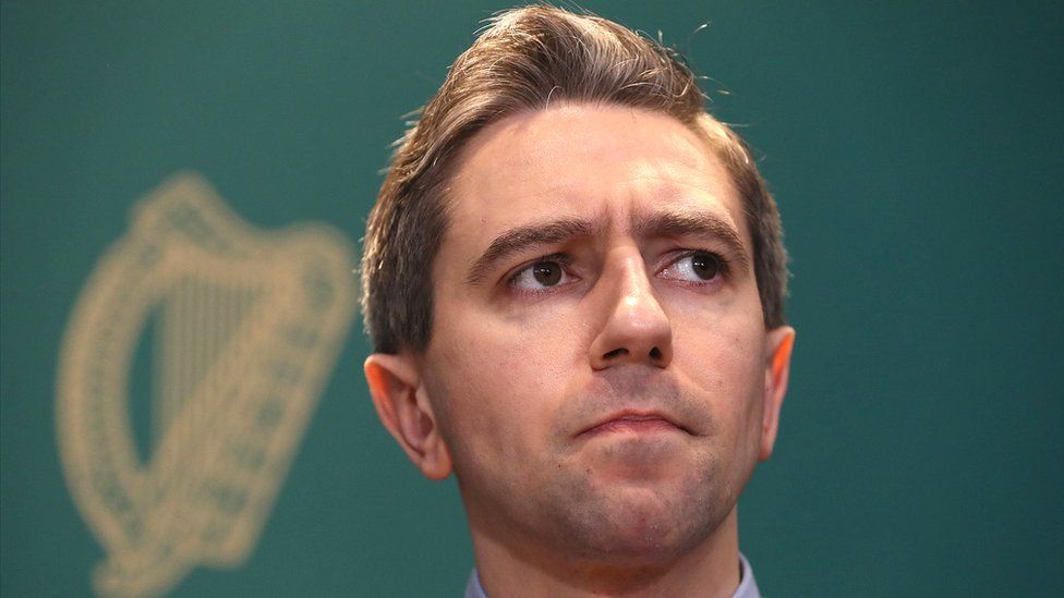 Coronavirus: Tourists urged to curb movements on return - BBC News