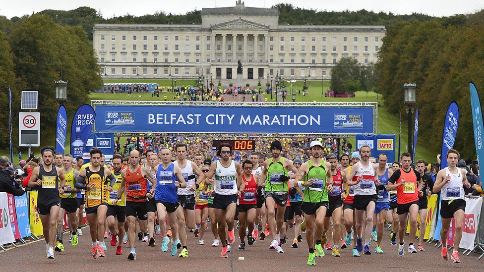 In pictures: Belfast City Marathon 2021 - BBC News
