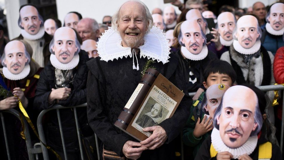 William Shakespeare's anniversary: In pictures - BBC News