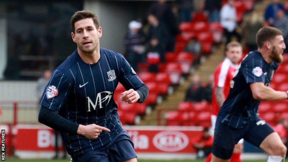 Michael Timlin: Southend United midfielder out for six weeks - BBC Sport