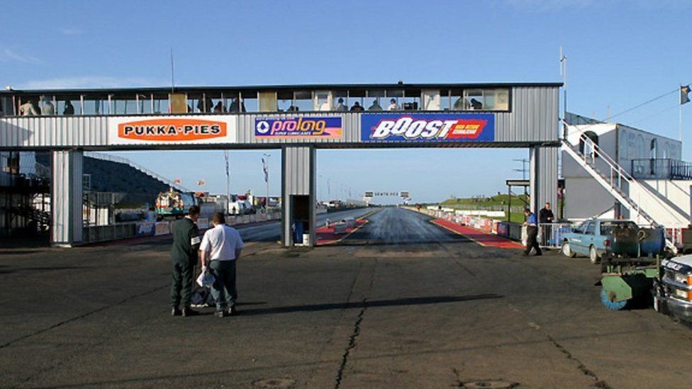 Guide dog refused entry to Santa Pod race track - BBC News