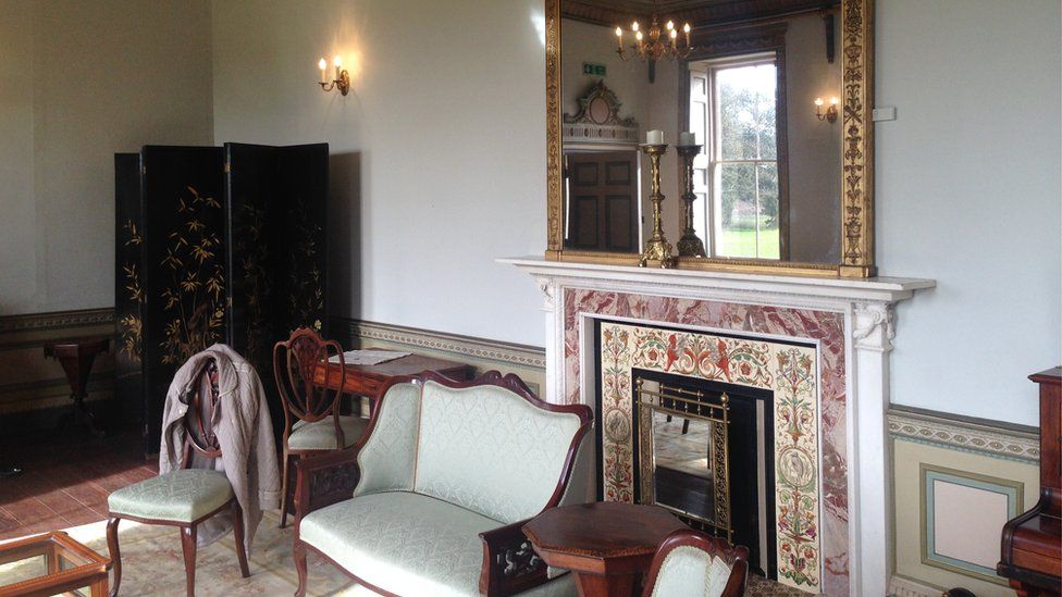 Delapre Abbey: 12th Century building to open for first time - BBC News