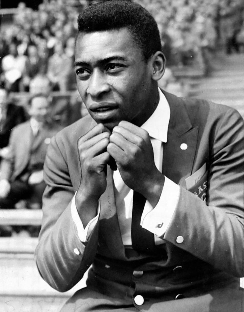 In pictures: When Pele played in Scotland - BBC News