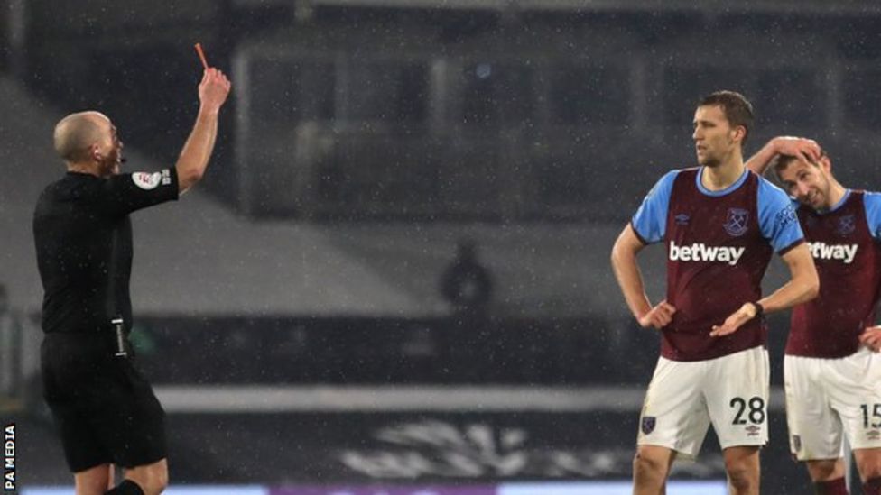 Fulham 0-0 West Ham: Tomas Soucek sent off as Hammers miss chance to go ...