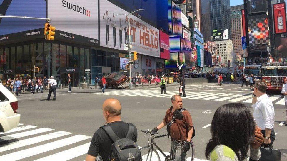 New York Times Square car accident in pictures - BBC News