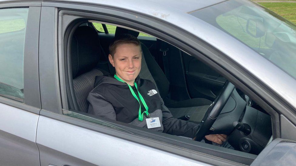 Children learn how to drive at Swindon airfield site - BBC News
