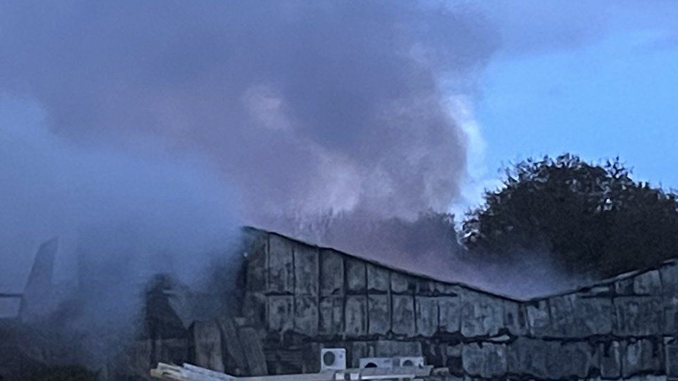 Longridge fire: Firefighters tackle blaze at cheese firm - BBC News