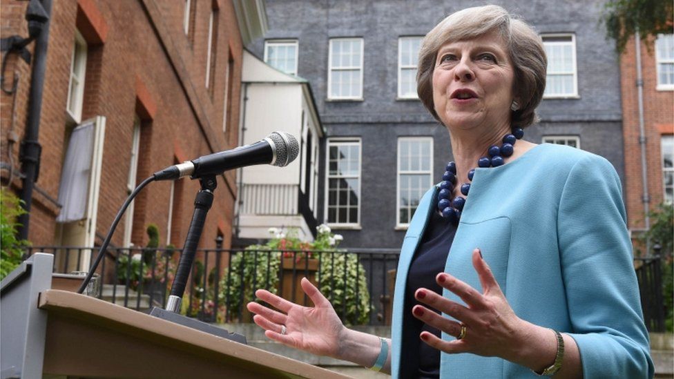 Trident: What is the UK's nuclear weapon programme? - BBC Newsround