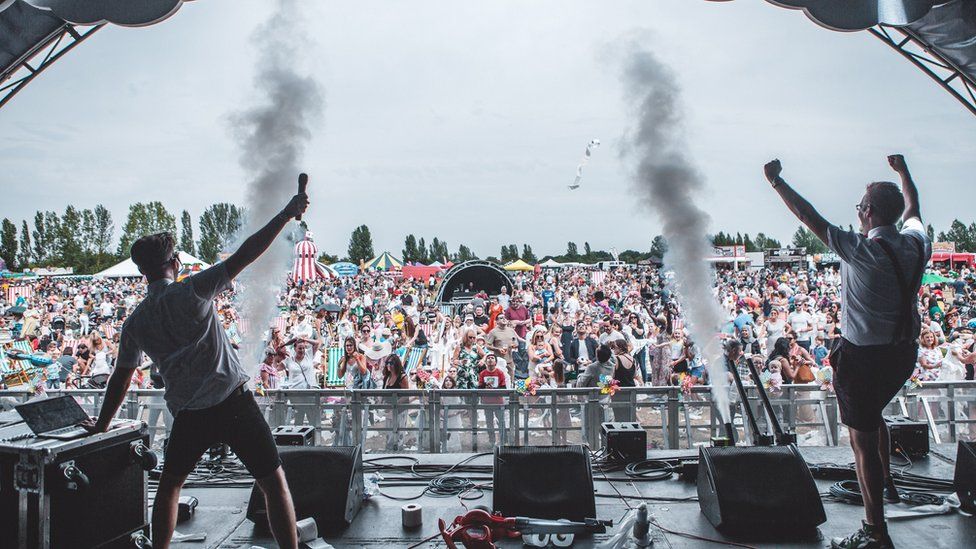 Big Jam Sandwich: Family event branded 'Fyre Festival for toddlers ...