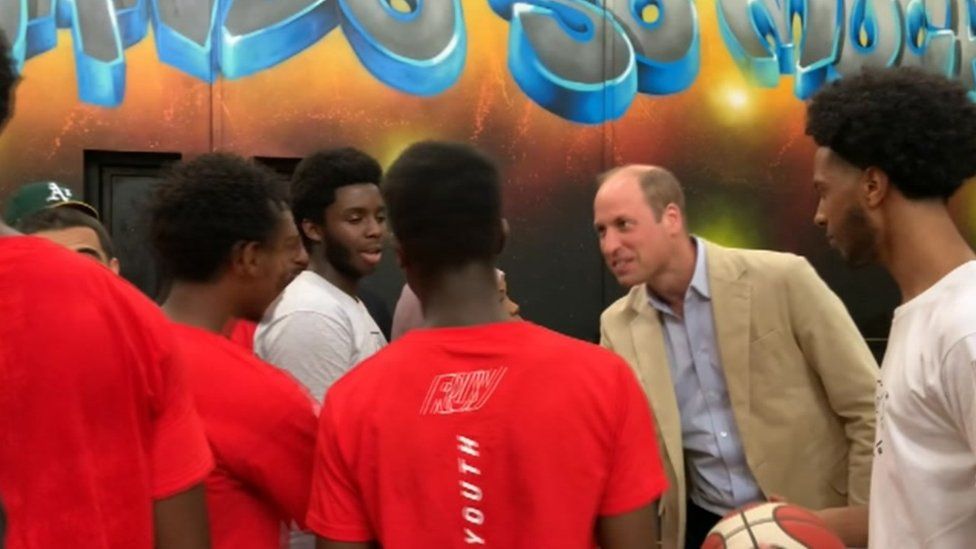 Prince William brings homeless campaign to Sheffield - BBC News