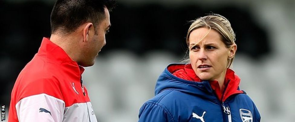 Kelly Smith: England legend signs new Arsenal Ladies contract - BBC Sport