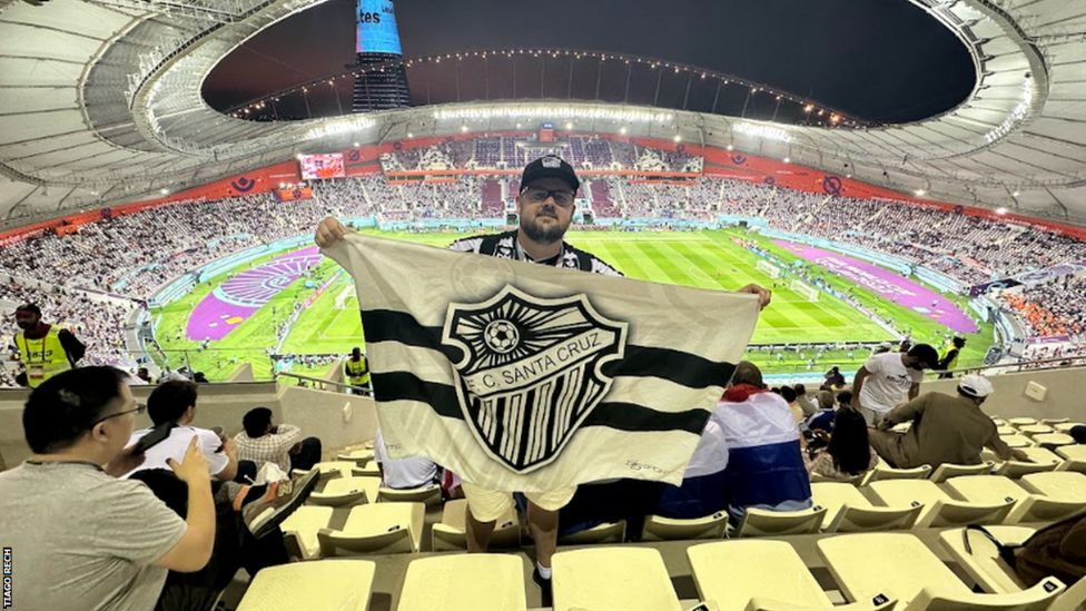 The lone away fan who led his club to glory - BBC Sport