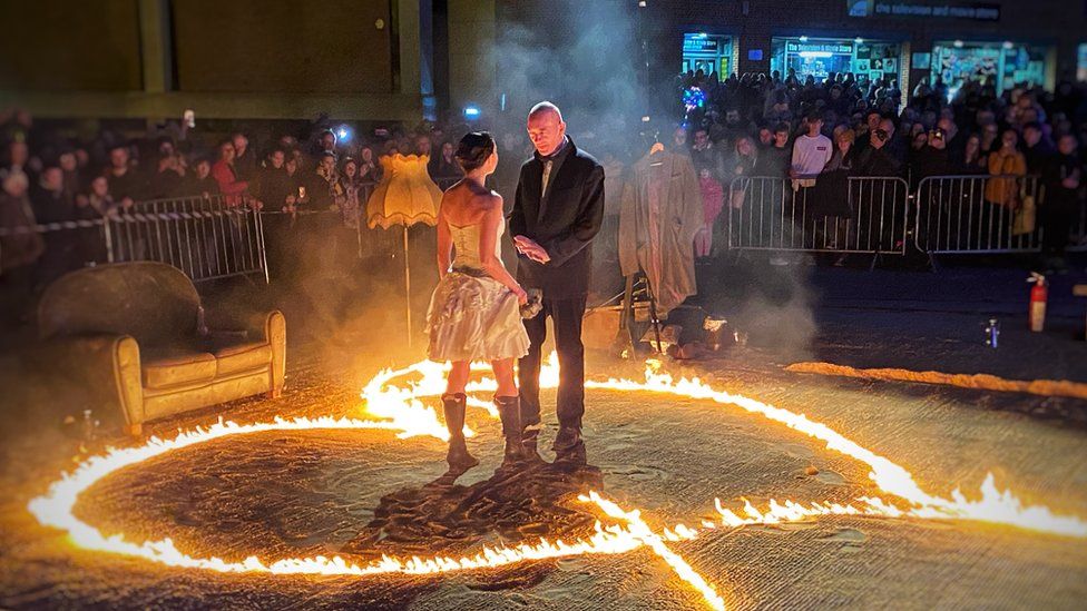 Love Light festival celebrates 'belonging' in Norwich - BBC News