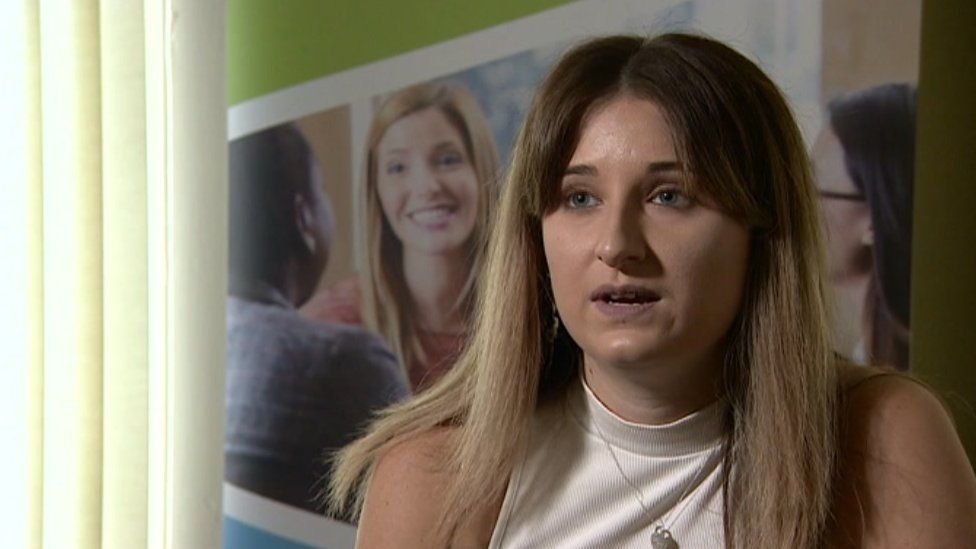 Domestic violence: Abuse 'became a normal part of life' - BBC News