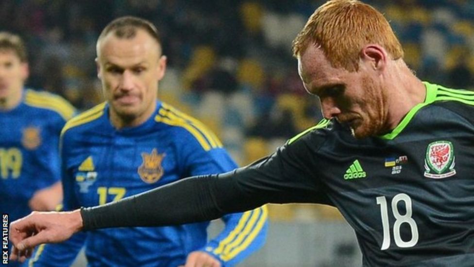 World Cup qualifiers: Dave Edwards out as Wales call up MacDonald - BBC ...