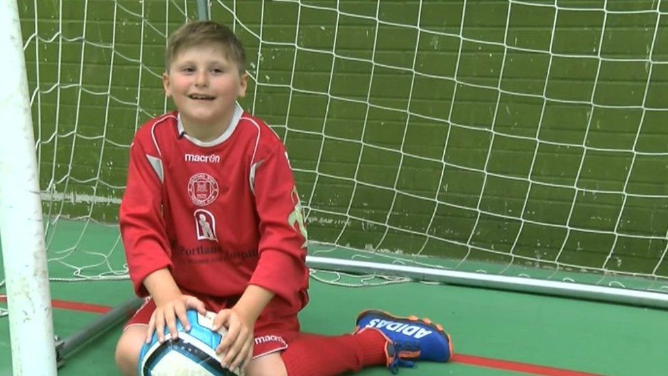 Stoke-on-Trent football team for disabled youngsters expands - BBC News