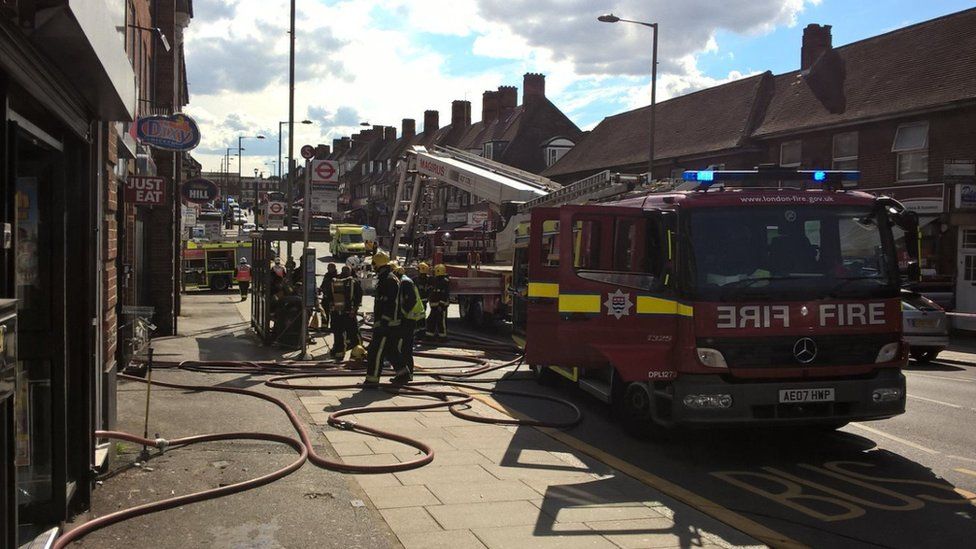Burnt Oak blaze sees 500 evacuated amid explosion fears - BBC News