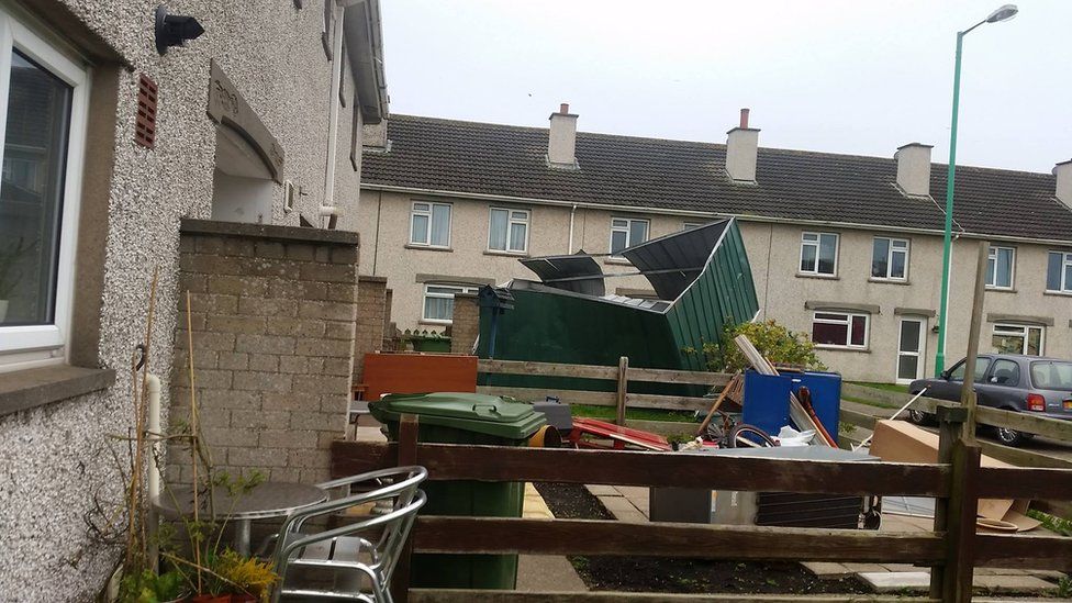 Former Hurricane Ophelia sweeps through Isle of Man - BBC News