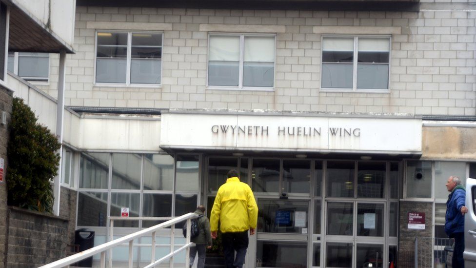 Jersey hospital project approved by States - BBC News