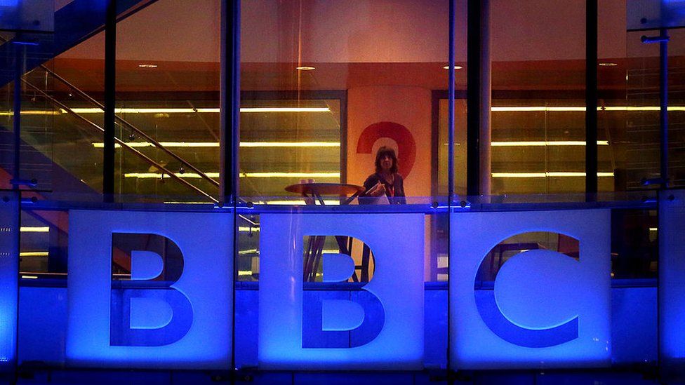 Family 'upset' with BBC response to presenter photo claims - BBC News