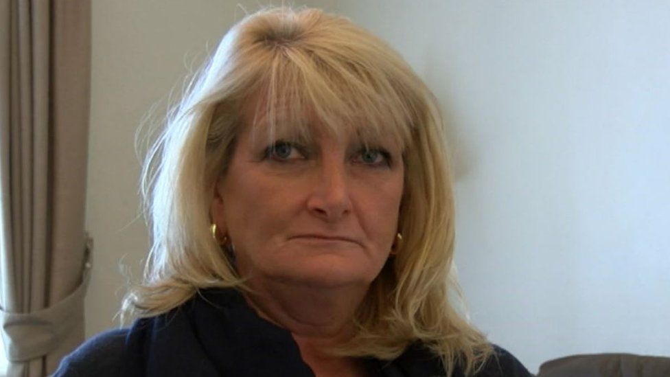 Boss caught on CCTV vandalising ex-employee's car - BBC News