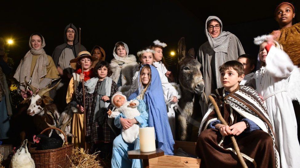 Christmas: Are you still having a nativity play? - BBC Newsround