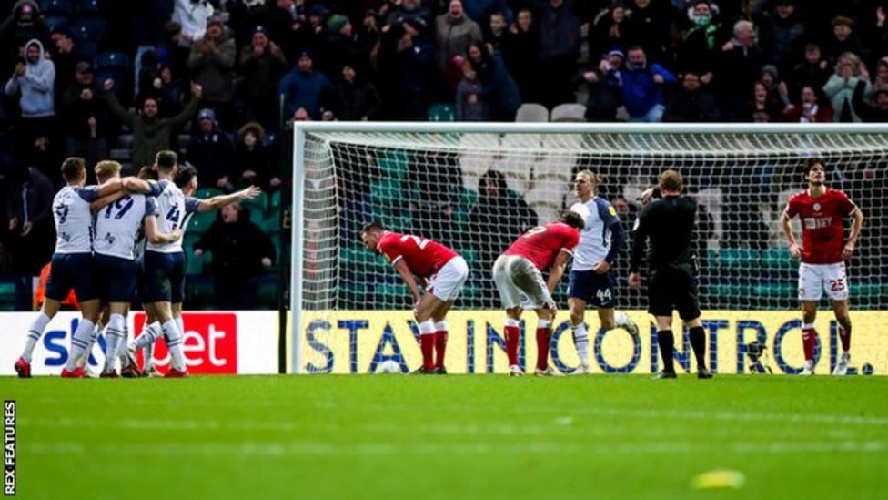 Preston North End 2-2 Bristol City: Emil Riis Jakobsen rescues Preston ...