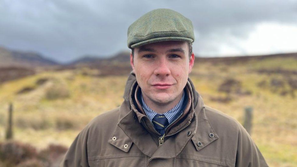 'Gamechanger' Scottish wildlife law passes final vote - BBC News